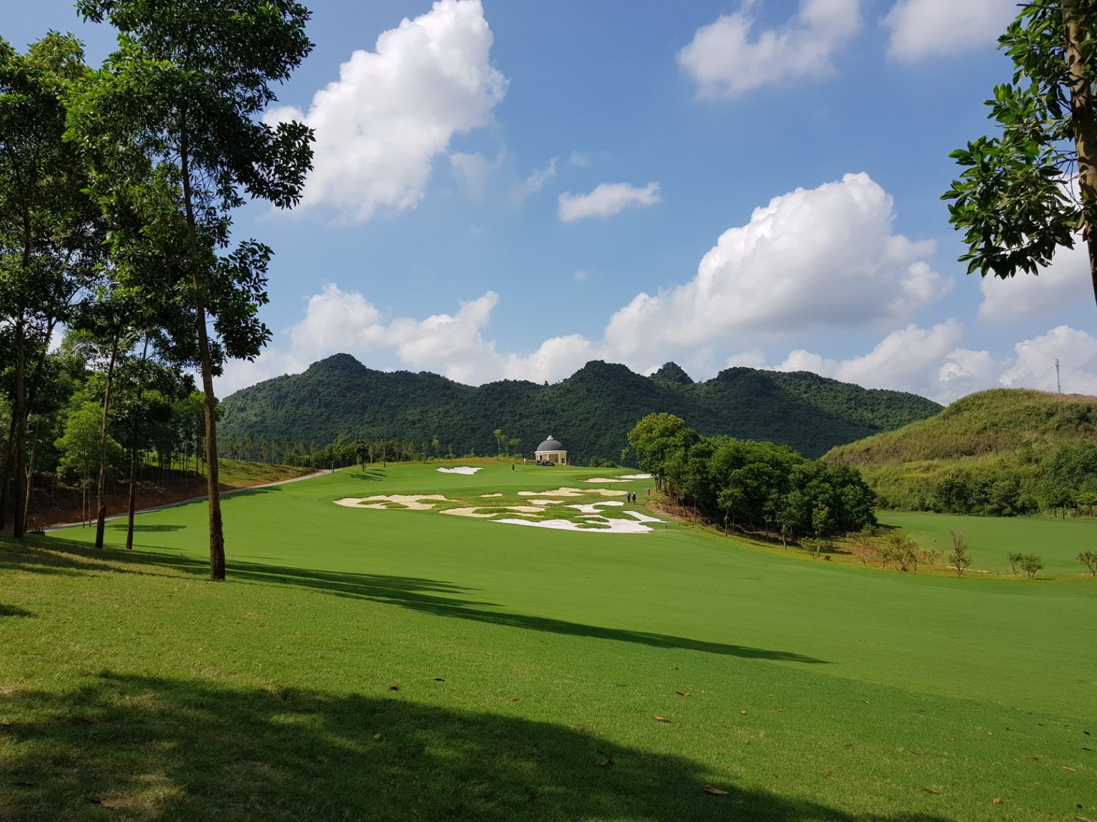Legend Valley Country Club in Ha Nam, Tee Times - GolfLux