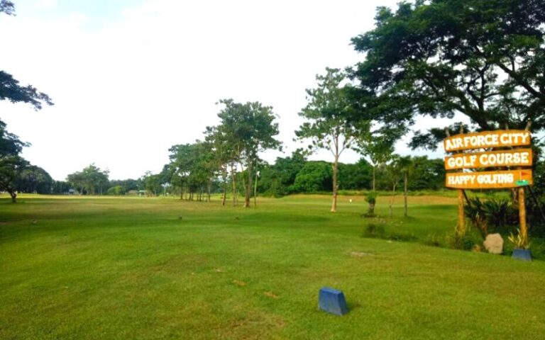 Pradera Verde Golf and Country Club in Philippines - GolfLux