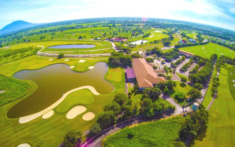 Pradera Verde Golf and Country Club in Philippines - GolfLux