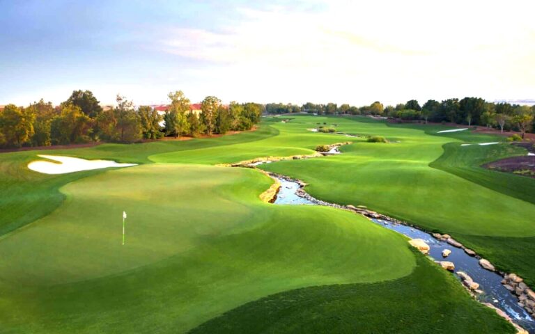 Explore Emirates Golf Club - The Faldo Course - GolfLux