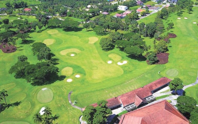 Mount Malarayat Golf and Country Club in Manila - GolfLux