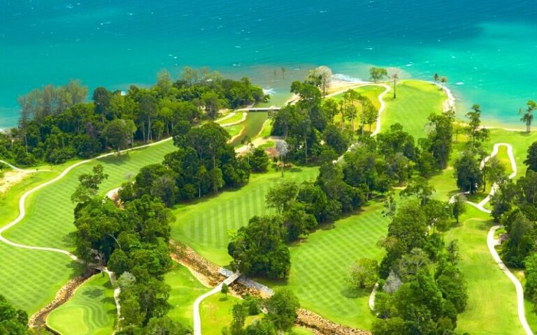 Top 10 Best Golf Courses in Malaysia for 2025/2026 - GolfLux