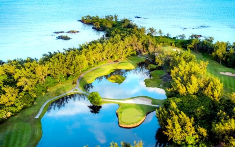 Top 15 Toughest Golf Courses in the World - GolfLux