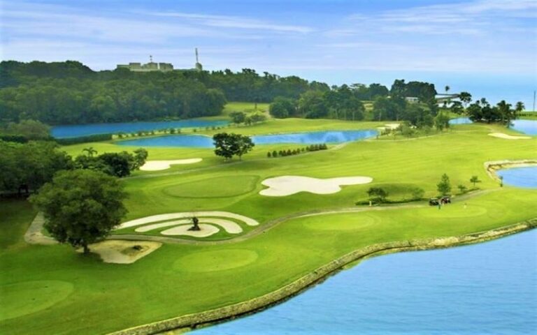 Must-Visit Batam Golf Courses for 2025/2026 - GolfLux