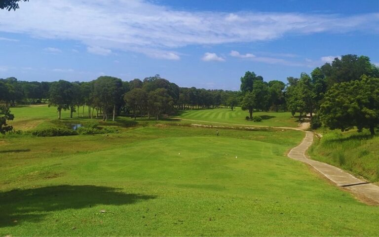 Kota Seriemas Golf And Country Club In Malaysia - GolfLux
