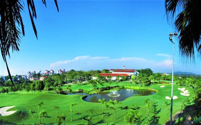 Tasik Puteri Golf and Country Club in Malaysia - GolfLux