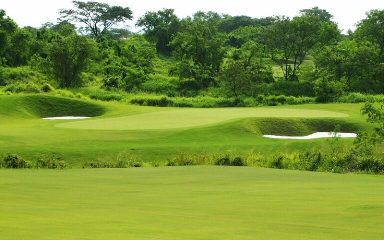 Camp Aguinaldo Golf Course | Best Green Fees - GolfLux