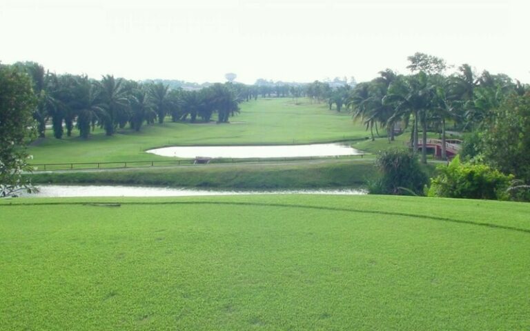 Daiman 18 Golf Club in Johor Jaya, Tee Times - GolfLux