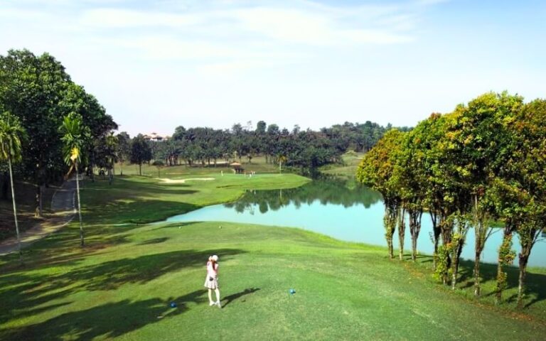 Tasik Puteri Golf and Country Club in Malaysia - GolfLux