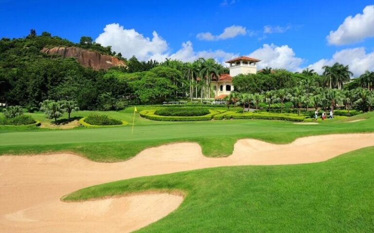 Shenzhen Golf Club in China | Golf near Hong Kong - GolfLux