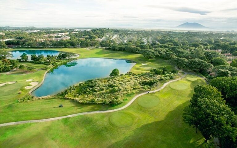 Davao Golf Courses | Golf in the Philippines - GolfLux