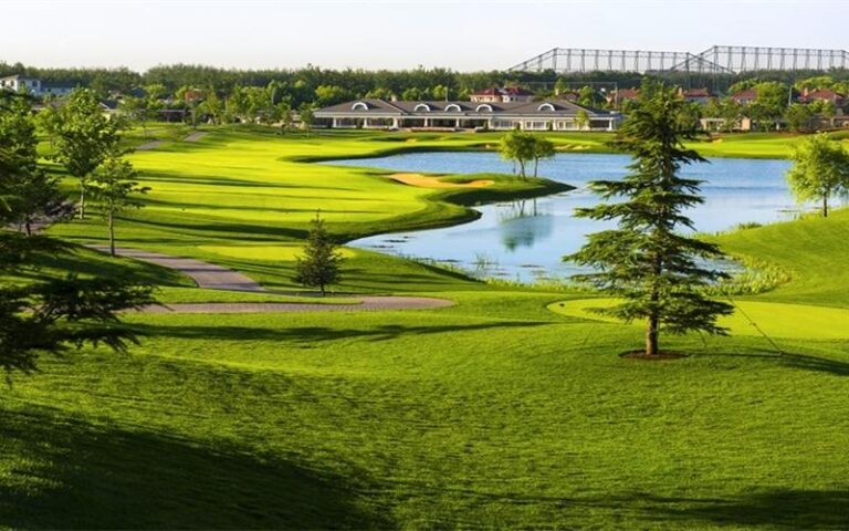 12 Best Golf Courses in China for Elite Golfers - GolfLux