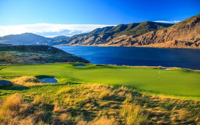 Top 15 Best Canada Golf Courses for 2025 - GolfLux