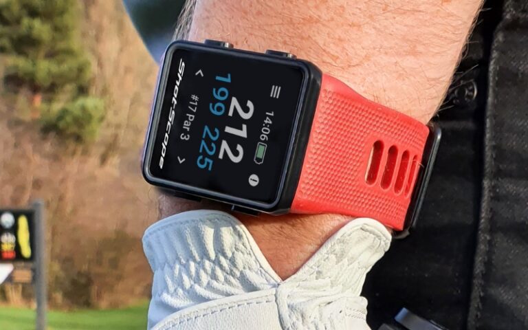 Top 8 Best Golf Shot Tracking Apps & Devices - GolfLux