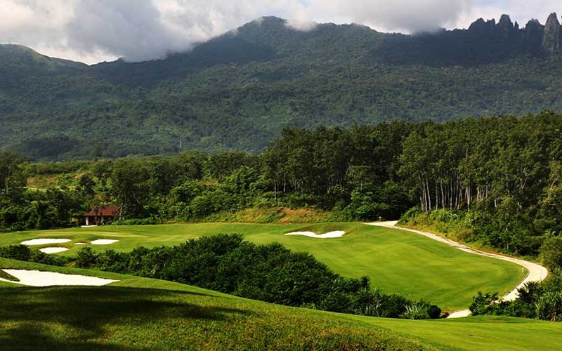 China Stay & Play Golf Packages 2026/2027 - GolfLux